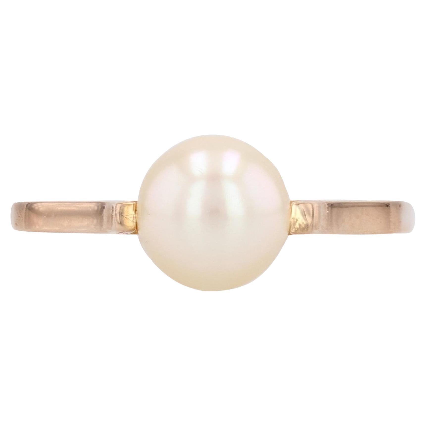 1960s Pearl 18 Karat Yellow Gold Solitaire Ring For Sale at 1stDibs