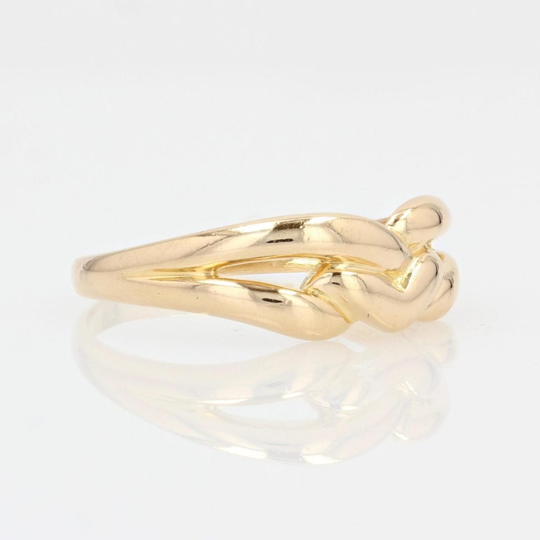 Modern 18 Karat Yellow Gold Interlaced Ring For Sale at 1stDibs
