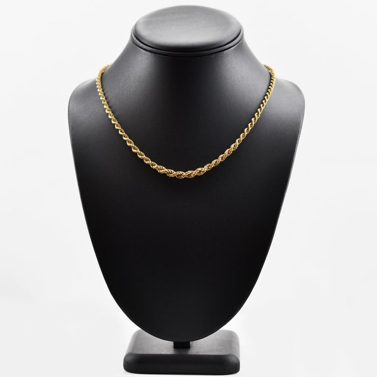Modern 18 Karat Yellow Gold Twists Necklace For Sale at 1stDibs