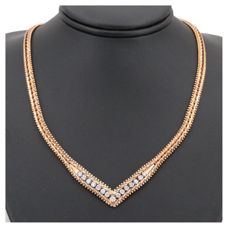 Modern 18K Yellow Gold Round Diamonds Bridal Necklace For Sale at 1stDibs