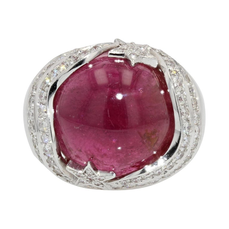 Modern 20 Carat Ruby Diamonds 18 Karat White Gold Domed Ring at 1stDibs