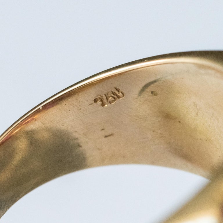 Modern 2.95 Carat Ruby Diamond Signet Ring For Sale at 1stDibs