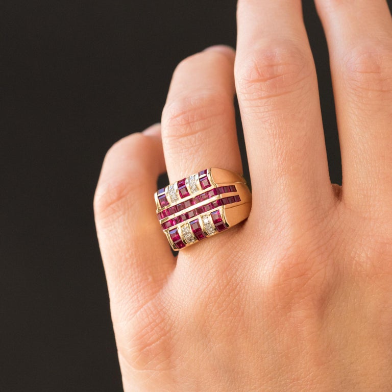 Modern 2.95 Carat Ruby Diamond Signet Ring For Sale at 1stDibs