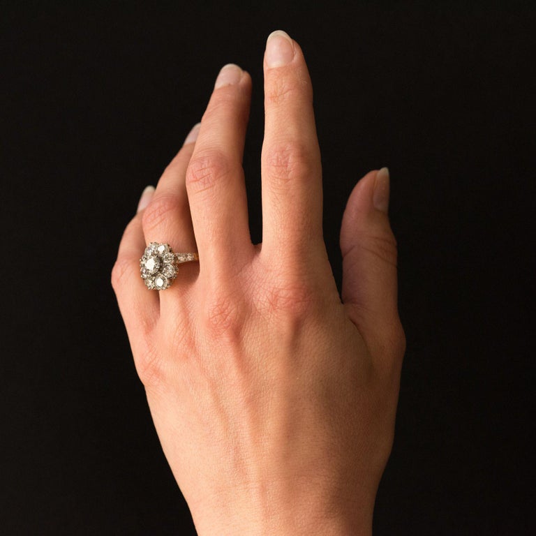 Modern 3, 18 Carats Diamonds 18 Karat Yellow Gold Platinum Daisy Ring ...