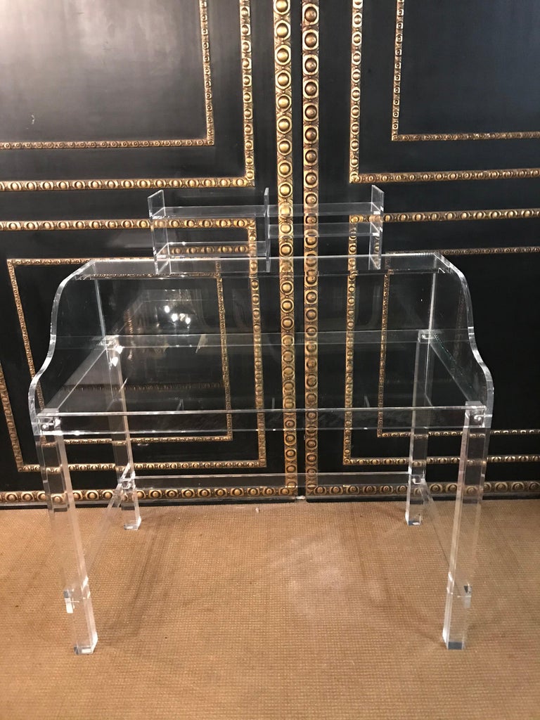Modern Acrylic Desk with Top with 4 Legs For Sale at 1stDibs