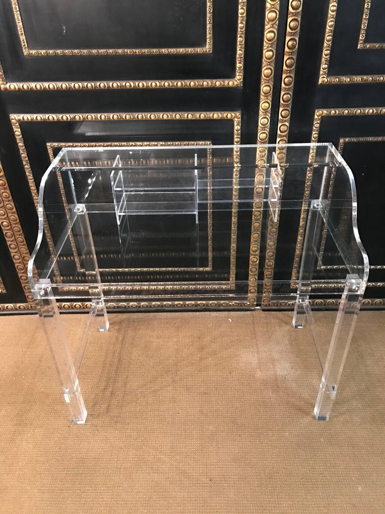 Modern Acrylic Desk with Top with 4 Legs For Sale at 1stDibs