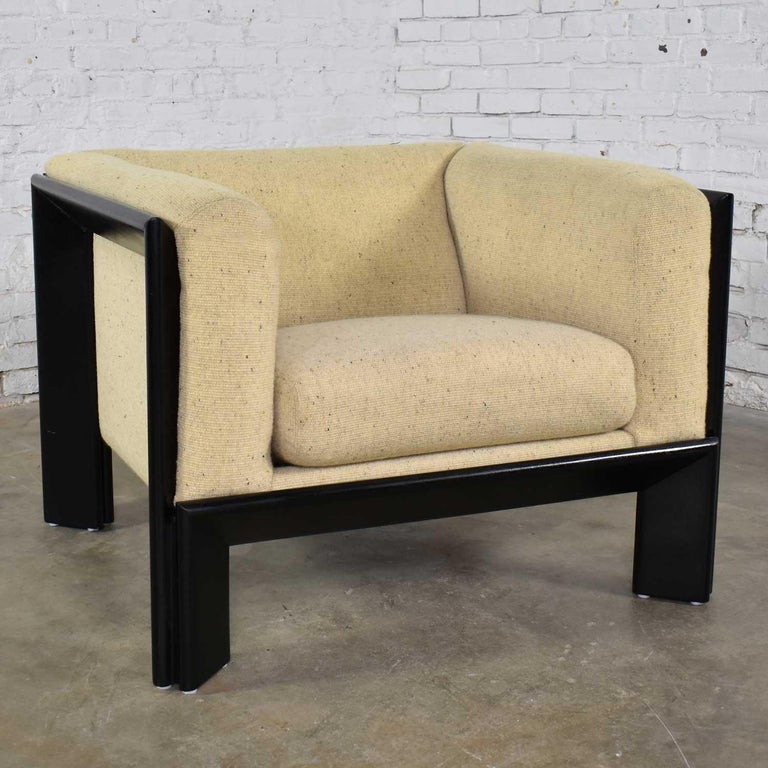 Modern Black and White Cube Club Lounge Chair Metropolitan Furniture Co ...