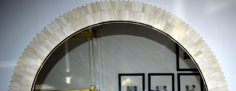 Modern Bone Round Mirror For Sale at 1stDibs