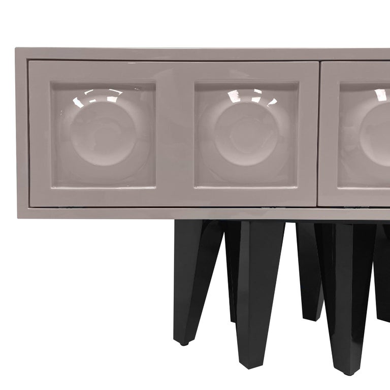 Modern Burton TV Stand Body in Gloss Cream Lacquer, Legs in Gloss Black ...