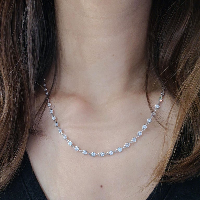 Modern Diamond and Platinum Necklace, 7.18 Carats For Sale at 1stDibs