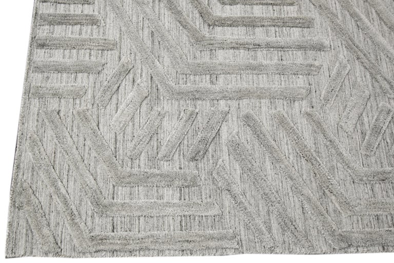 Modern Flat-Weave Transitional Rug For Sale at 1stDibs