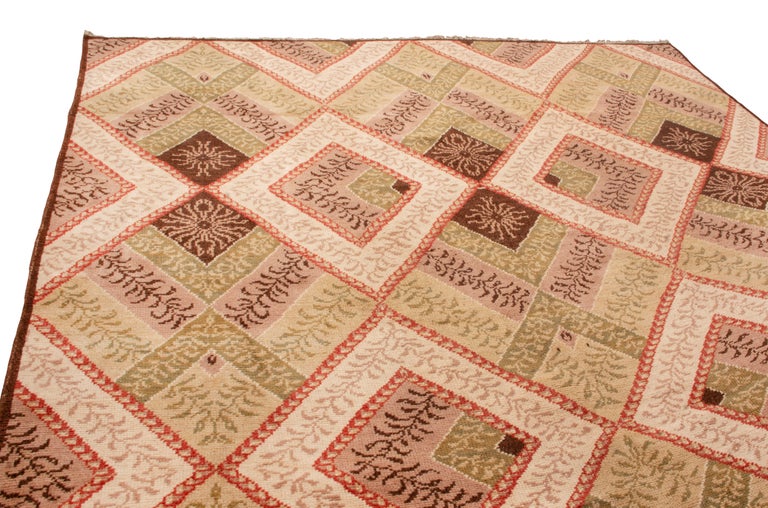 Modern French Country Transitional Pink and Green Wool Rug For Sale at ...