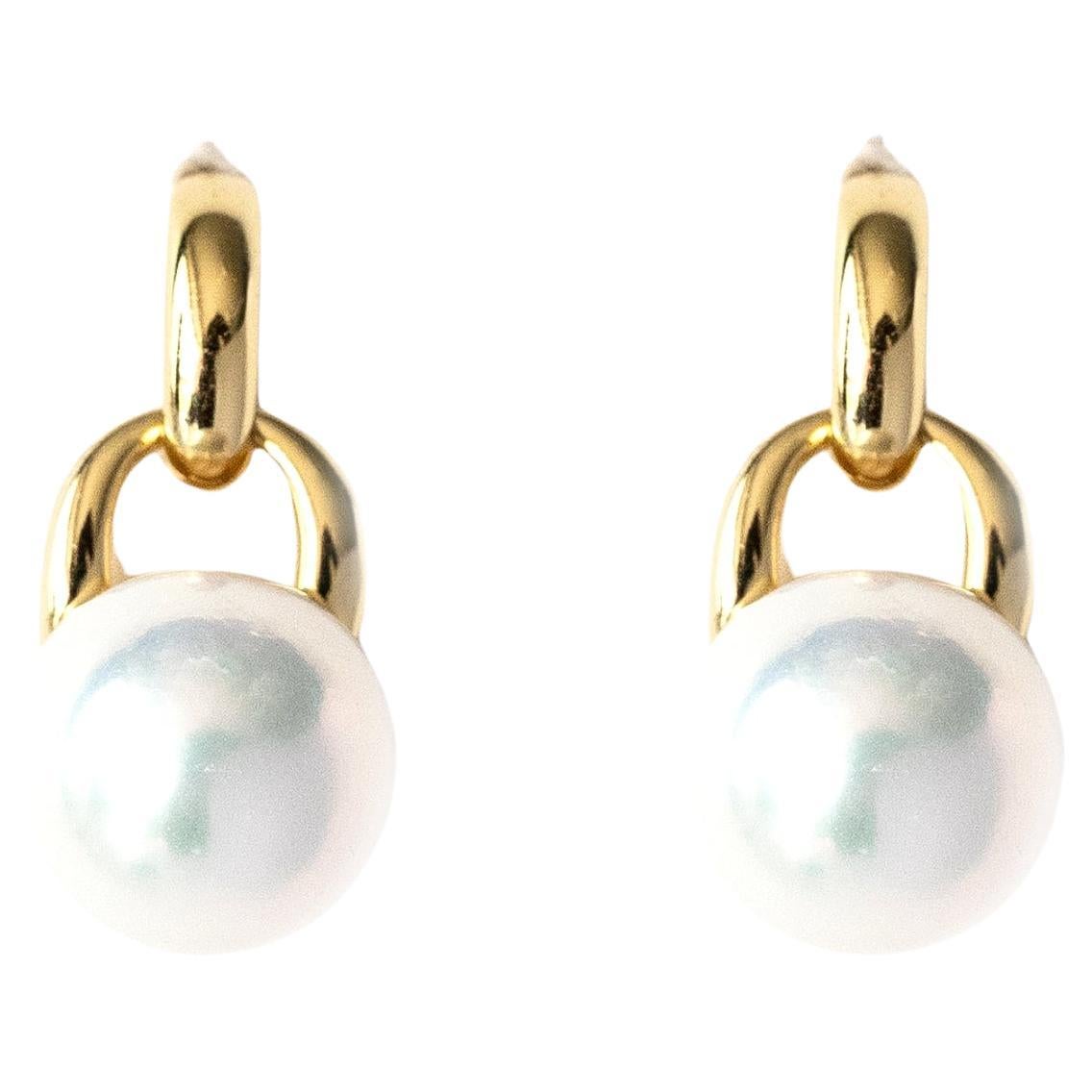 Modern Classic Pearl Stud Earrings For Sale at 1stDibs