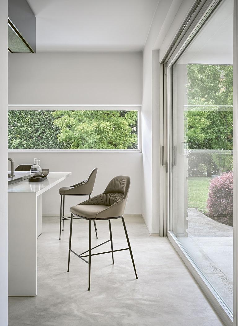 Modern Italian Upholstered Stool with Metal Frame from Bontempi Casa ...