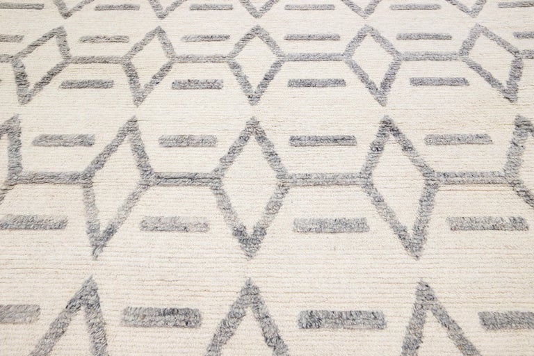 Modern Ivory Moroccan Style Wool Rug with Gray Geometric Pattern For ...