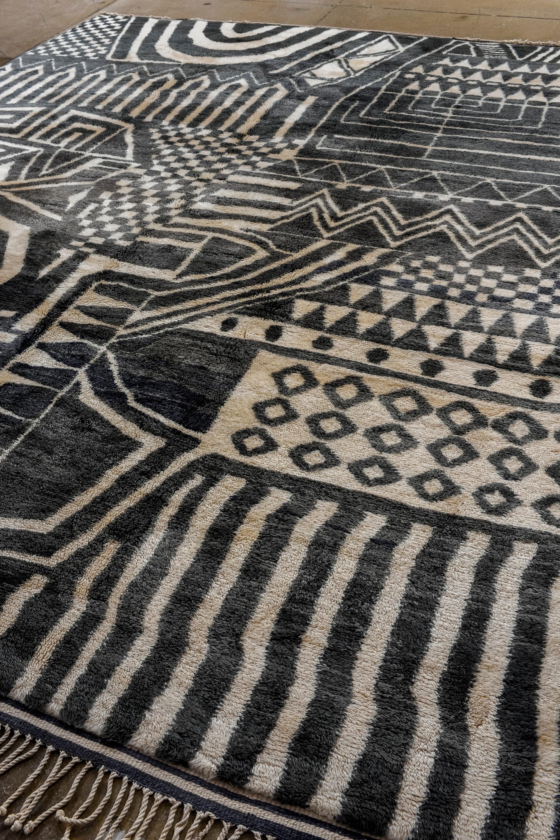 Modern Moroccan Rug with African Inspired Design For Sale at 1stDibs