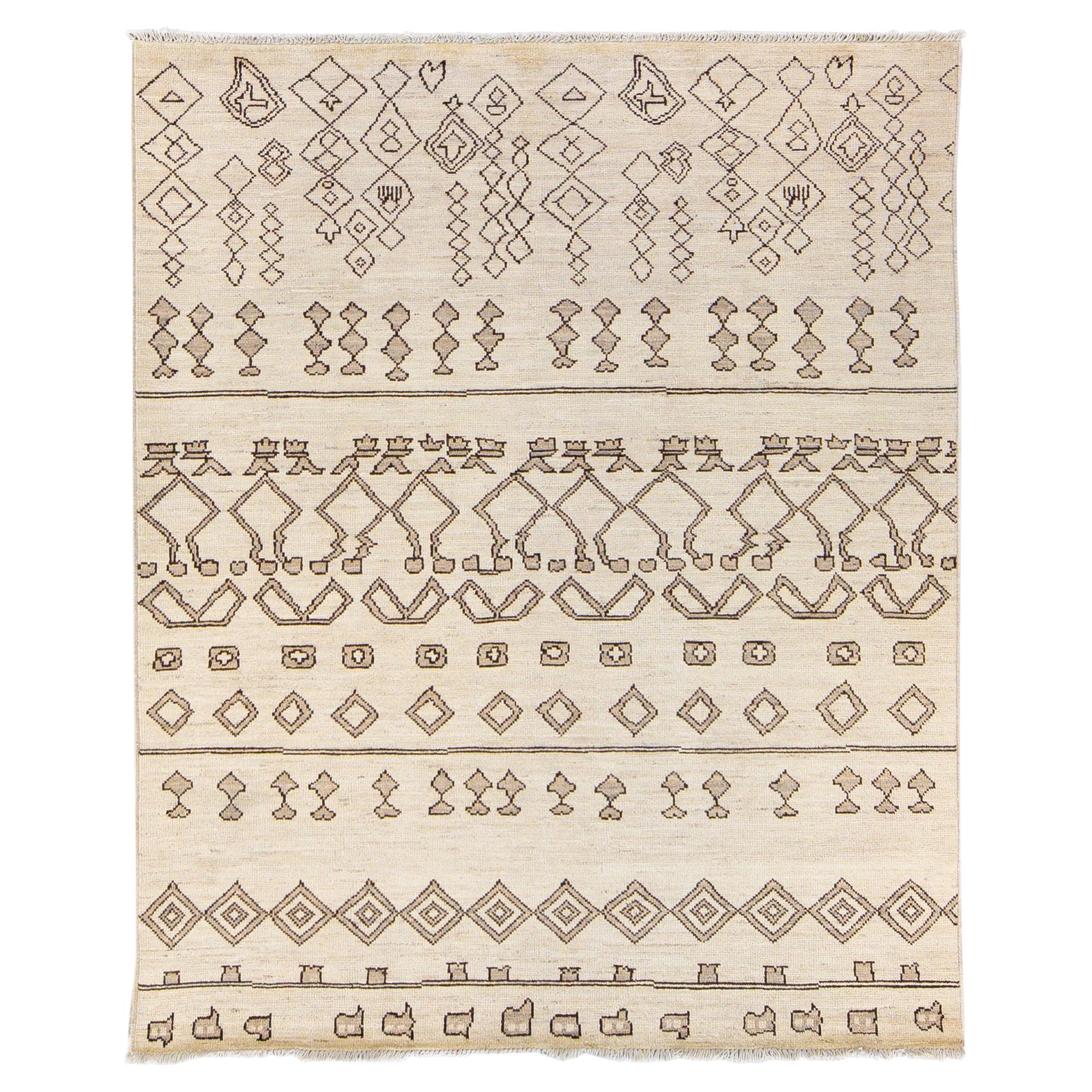Modern Moroccan Style Handmade Seamless Beige Wool Rug For Sale at 1stDibs