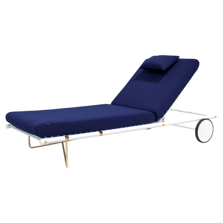 Outdoor Sunbed Waterproof Blue Fabric Plated Legs and Leather Straps ...