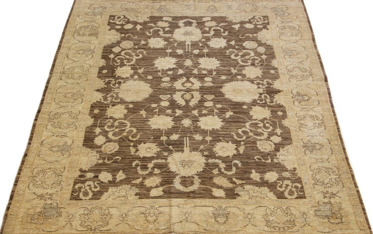 Modern Paki Peshawar Handmade Wool Rug with Floral Design in Brown For ...