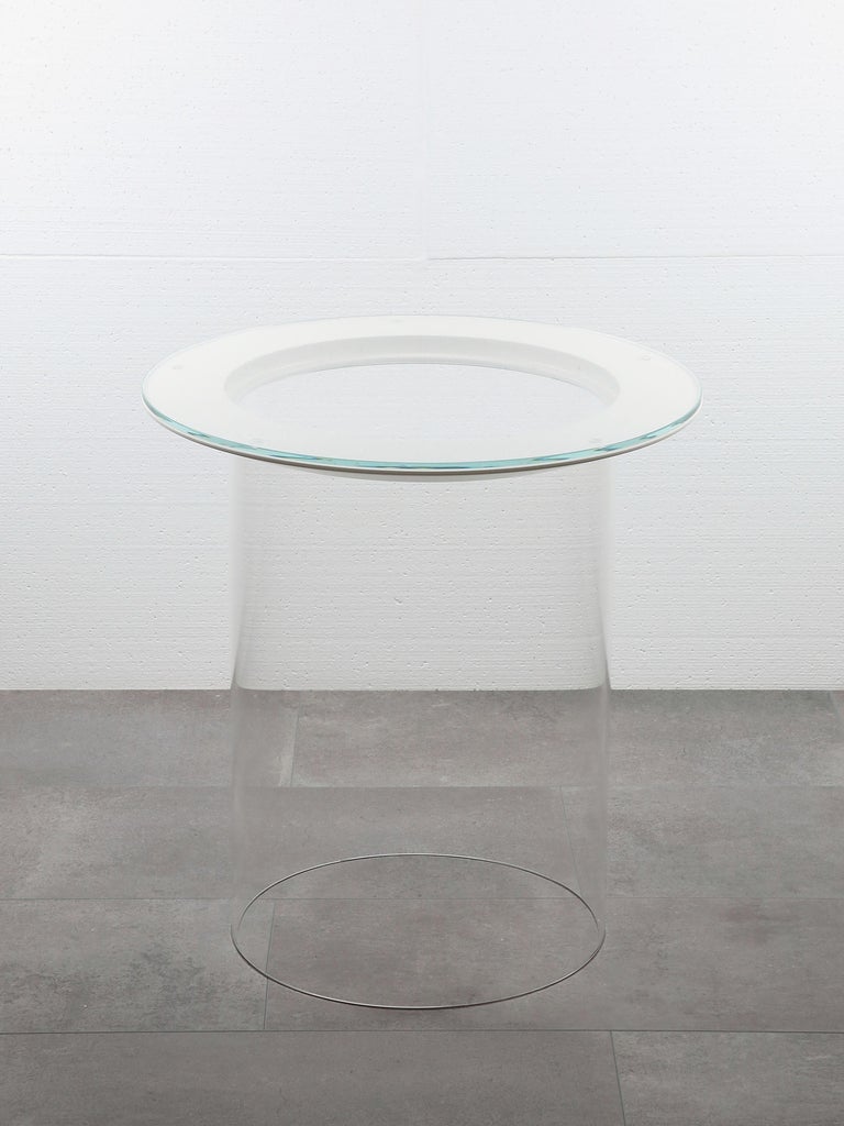 Modern Round Side Table with Glass and White Finish For Sale at 1stDibs