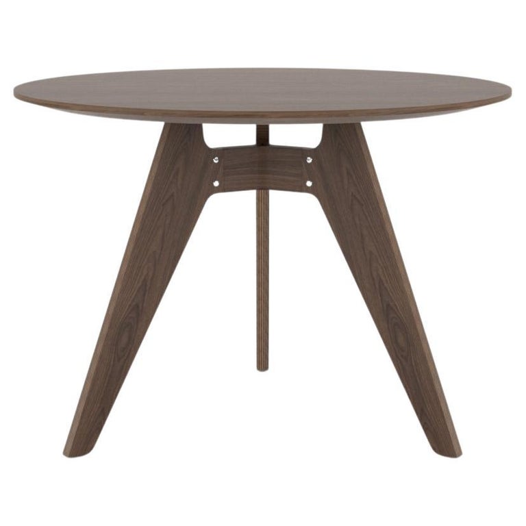 Moderner runder Tisch Lavitta von Poiat, dunkle Eiche im Angebot bei ...