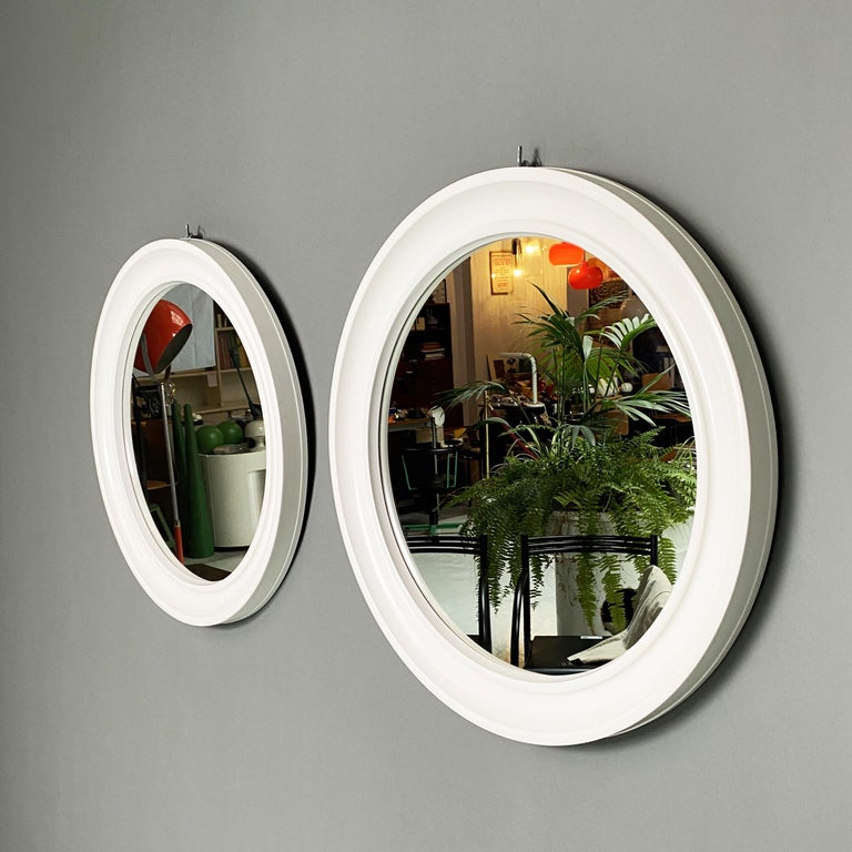 Modern Round white plastic mirrors by Carrara and Matta, 1980s For Sale ...
