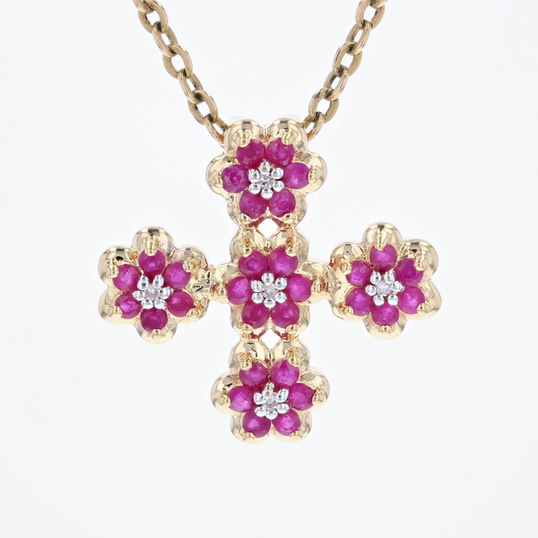 Modern Ruby Diamond 18 Karat Yellow Gold Cross Pendant For Sale at 1stDibs
