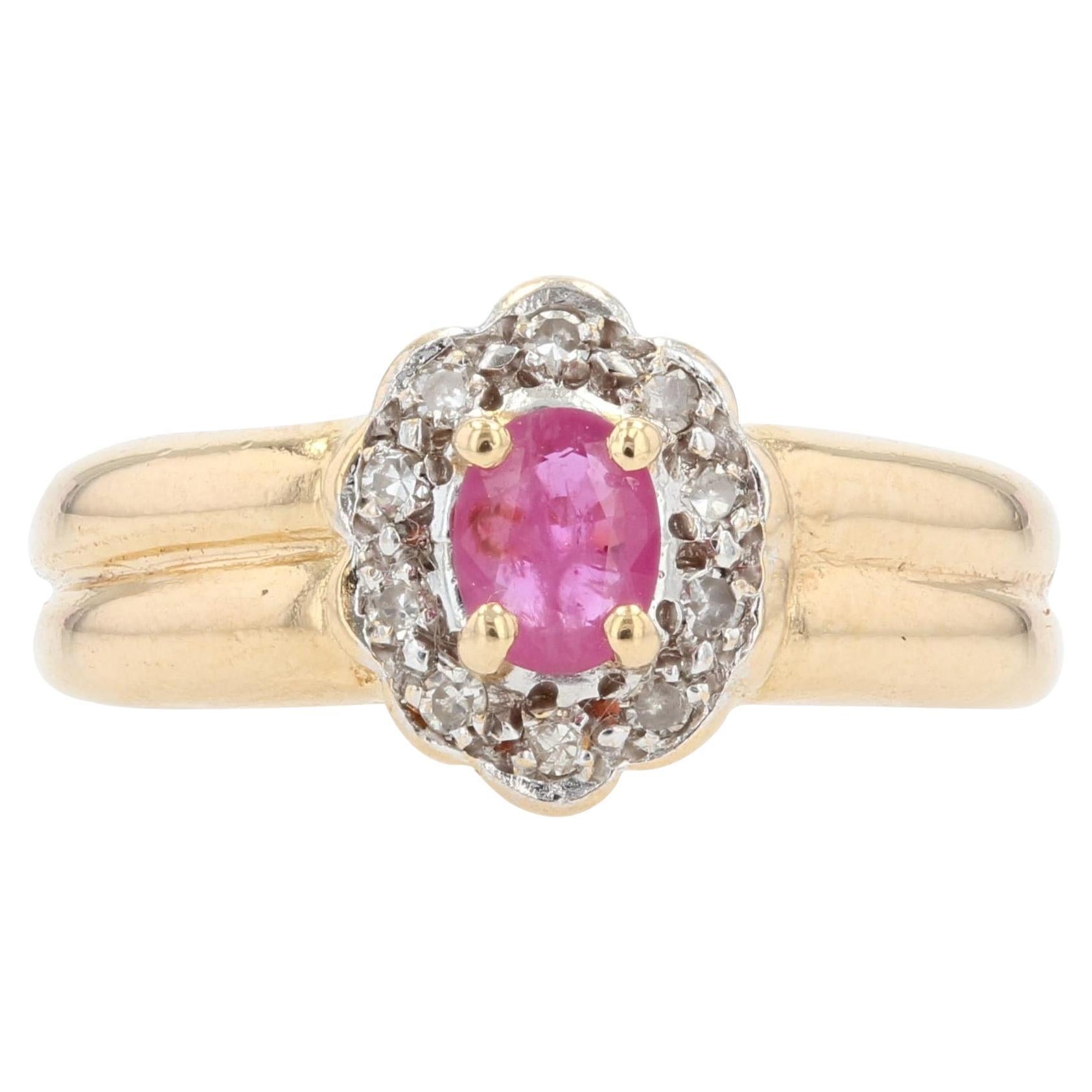 Diamonds, Ruby, 18 Karat White Gold Modern Ring For Sale at 1stDibs