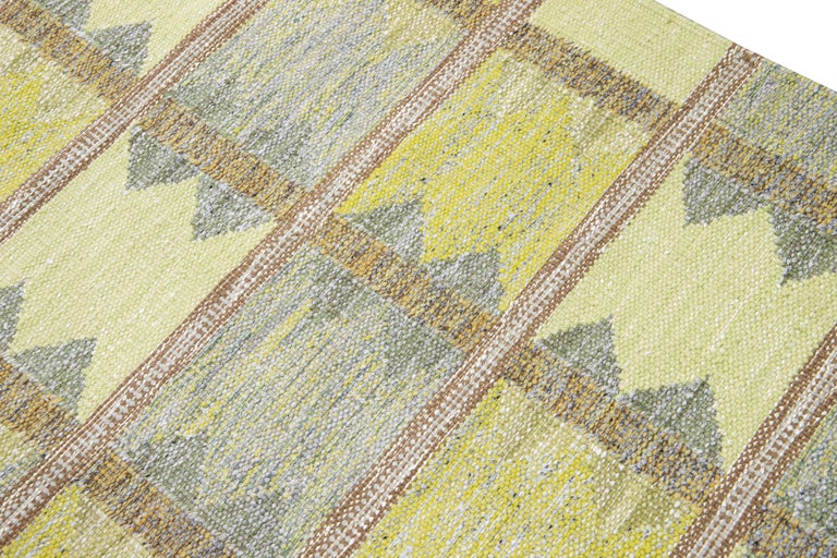 Modern Scandinavian Yellow and Gray Handmade Geometric Room SizeWool ...