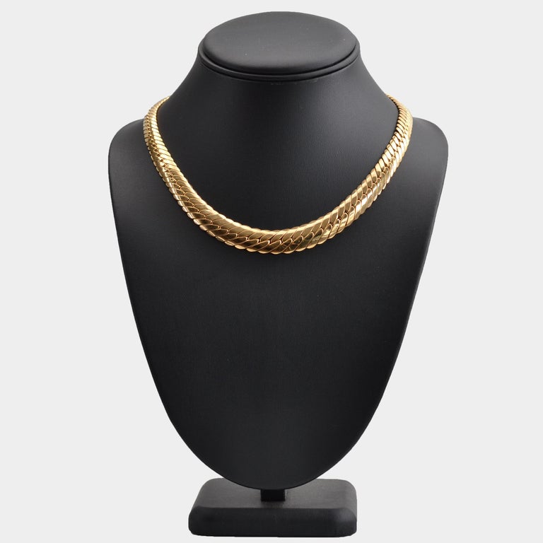 Modern Second-Hand 18 Karat Yellow Gold Necklace For Sale at 1stDibs