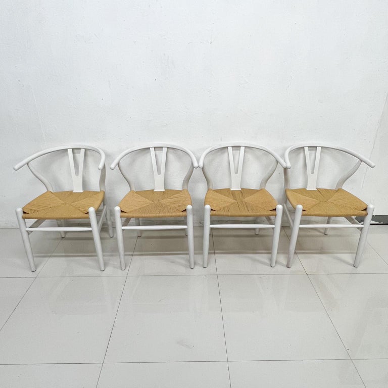 Contemporary Modern Wishbone Rope Dining Chair Set of Four in White For ...
