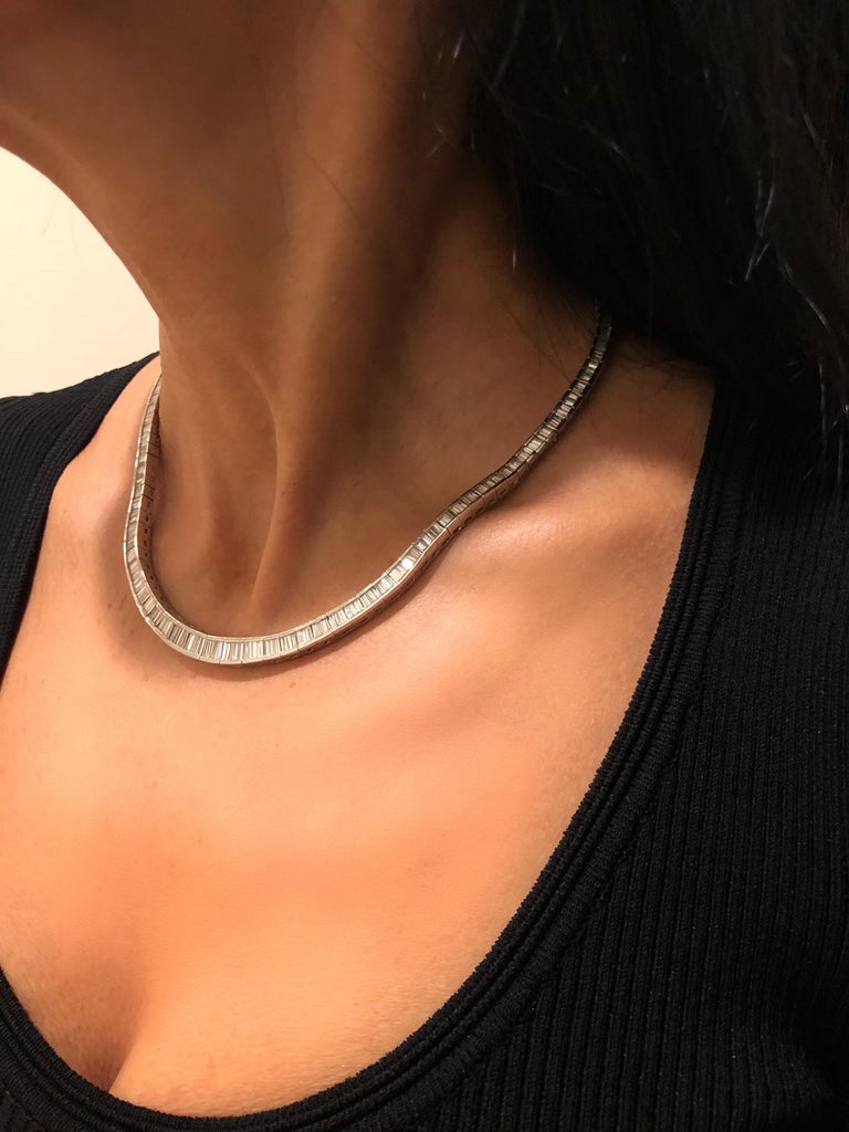 Very Fine Platinum 17 Carat Tapered Baguette Diamond Riviere Necklace ...