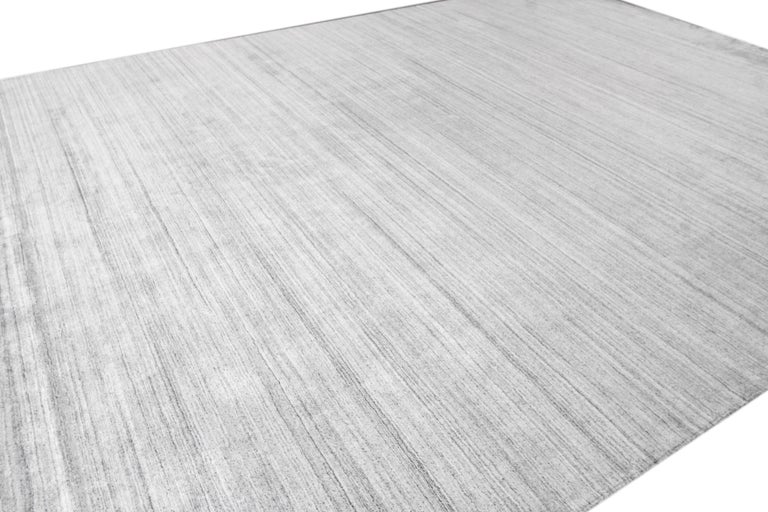 Modern Transitional Solid Gray Rug For Sale at 1stDibs