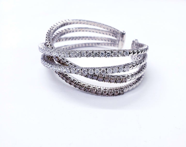 Modern Vintage 8.00 Carat White and Champagne Diamonds Bangle For Sale ...