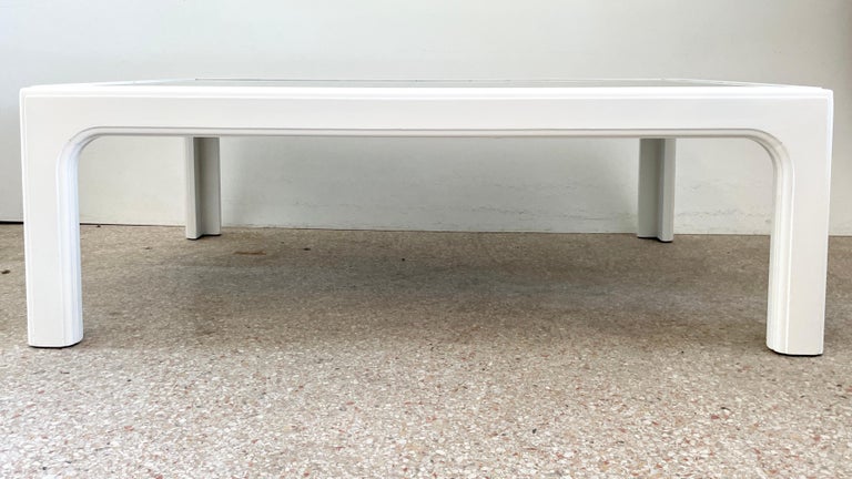 Modern White Lacquered Coffee Table with Mirror Top For Sale at 1stDibs