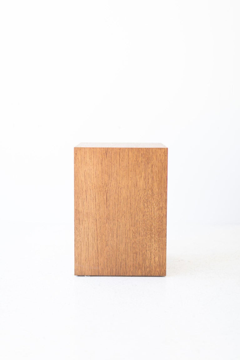 Modern Wood Side Table in Oak For Sale at 1stDibs | oak wooden side table