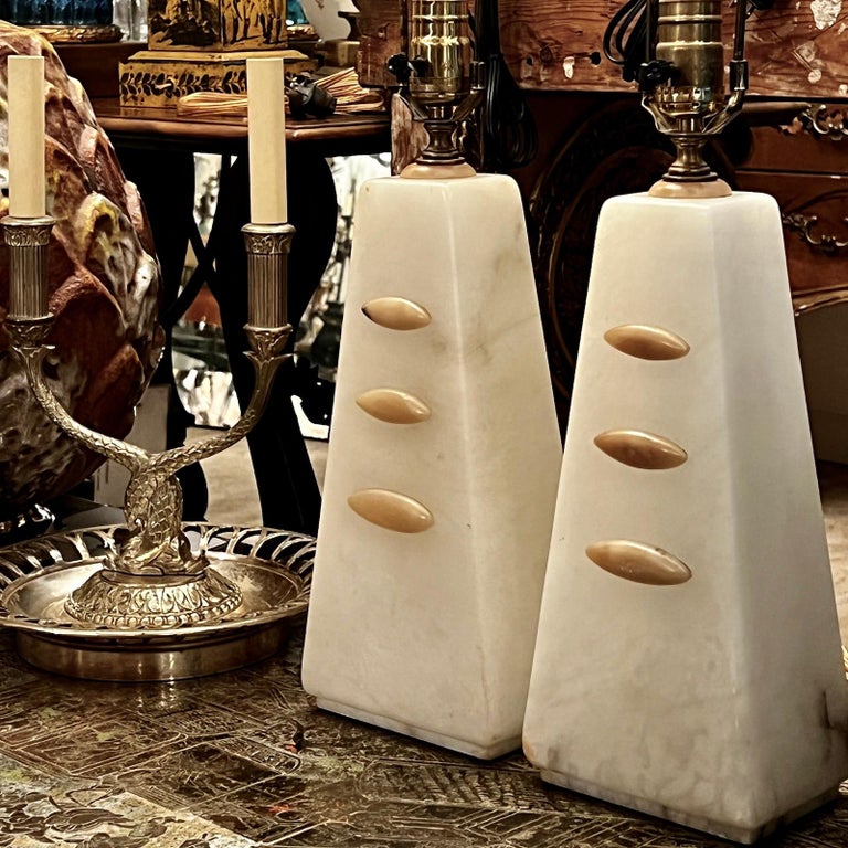 Moderne Alabaster Table Lamps For Sale at 1stDibs