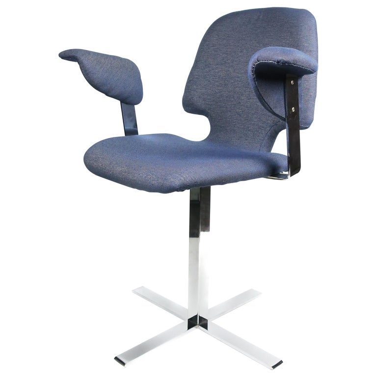 Modernist Chrome Winged Side Chair For Sale at 1stDibs