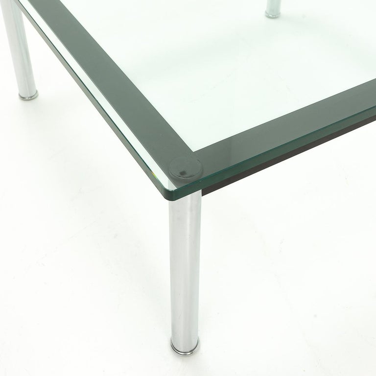 Modernist Design LC10 Coffee Table by Le Corbusier for Cassina For Sale ...