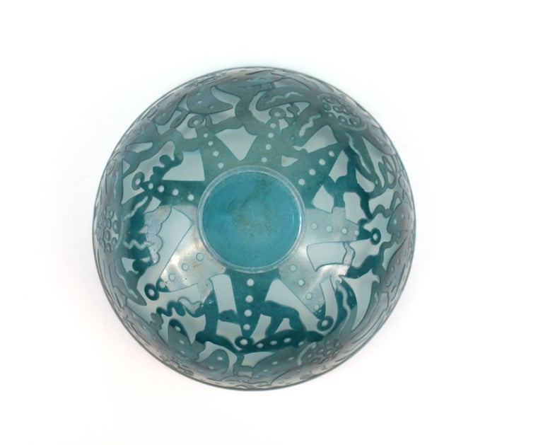 Modernist Studio Art Glass Bowl with Floral Pattern For Sale at 1stDibs