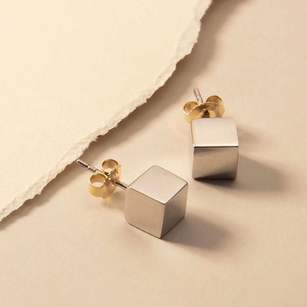 Modish Cube Stud Earrings in 14K Solid Yellow Gold For Sale at 1stDibs