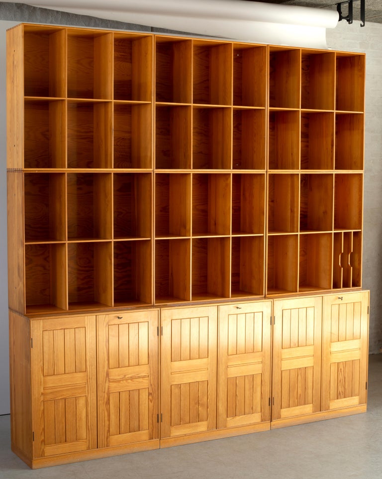 Mogens Koch Library in Pine for Rud Rasmussen For Sale at 1stDibs