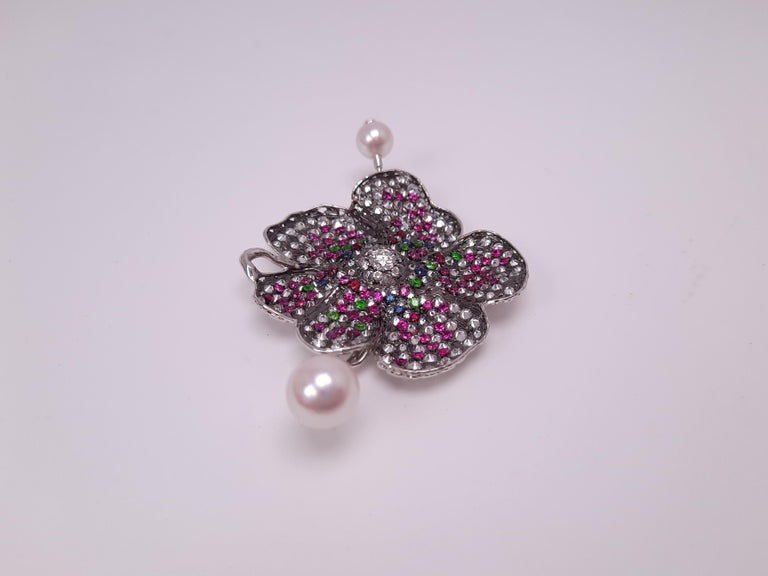 Moiseikin 18 Karat White Gold 4cts Diamond Poppy Pendant Brooch For ...