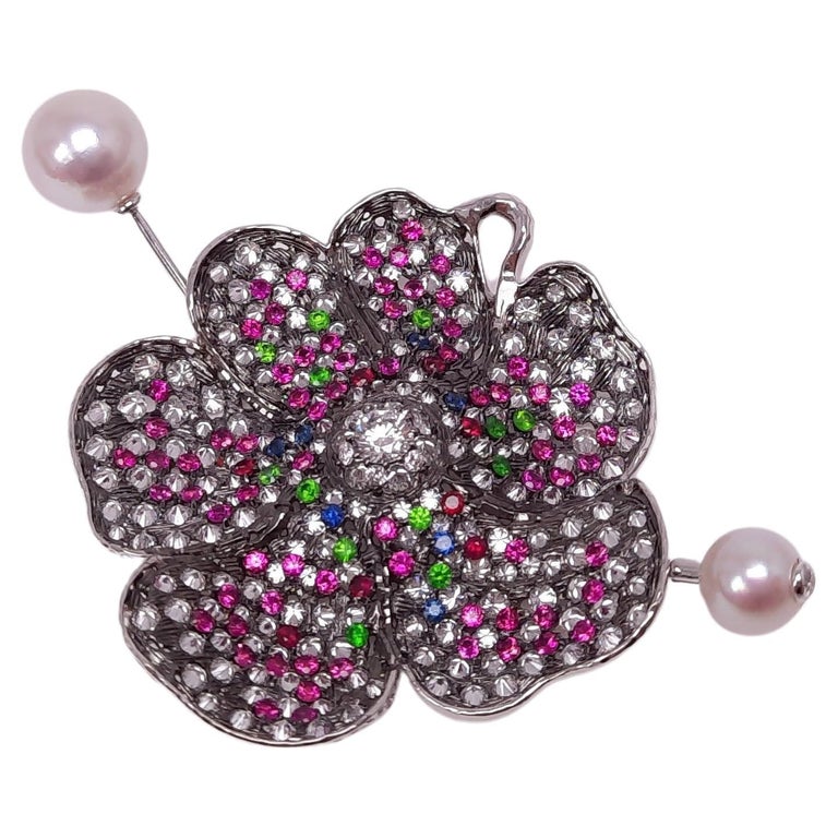 Moiseikin 18 Karat White Gold 4cts Diamond Poppy Pendant Brooch For ...