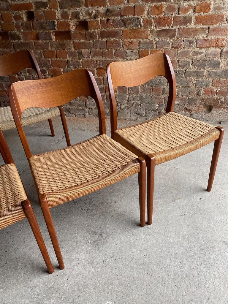 Moller Model 71 Dining Chairs Set of Six in Teak and Paper Cord 1960s ...