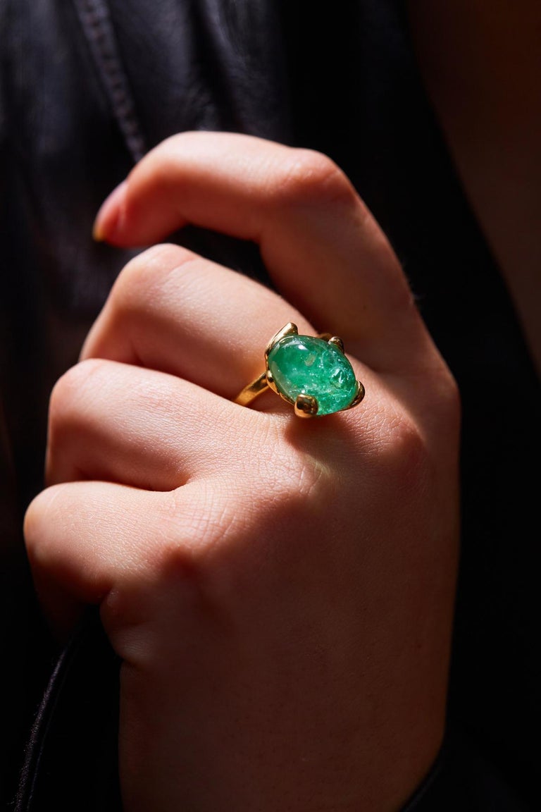Molten MUZO Ring II 18 Carat Fairtrade Gold 12.44 Carat Emerald For ...