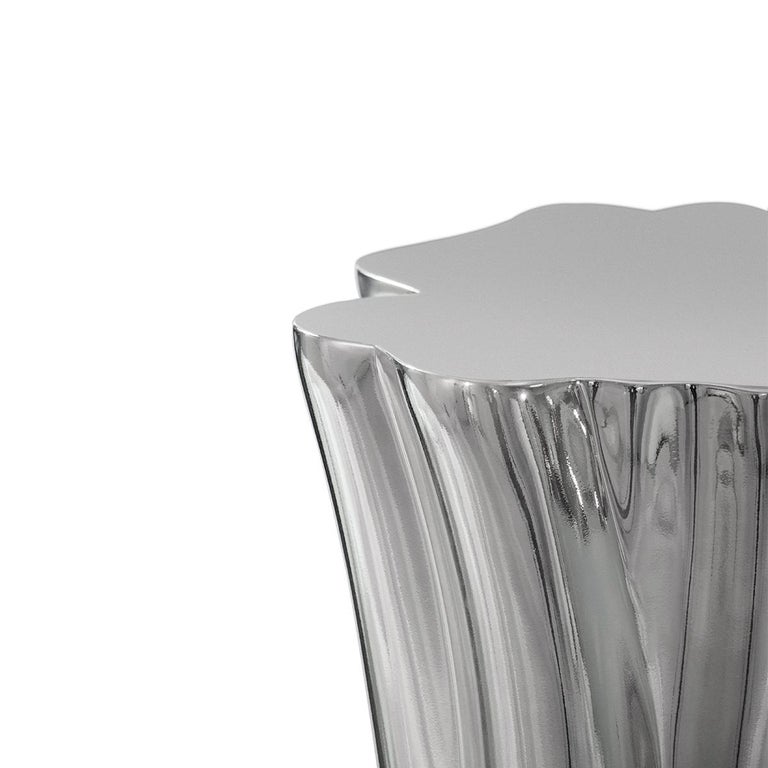 Monochrome Silver Sideboard with High Gloss and Molded Fiberglass For ...