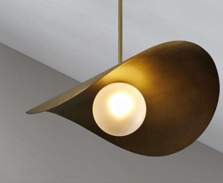 Montera Biomorphic Pendant Light in Brass and Blown Glass For Sale at ...