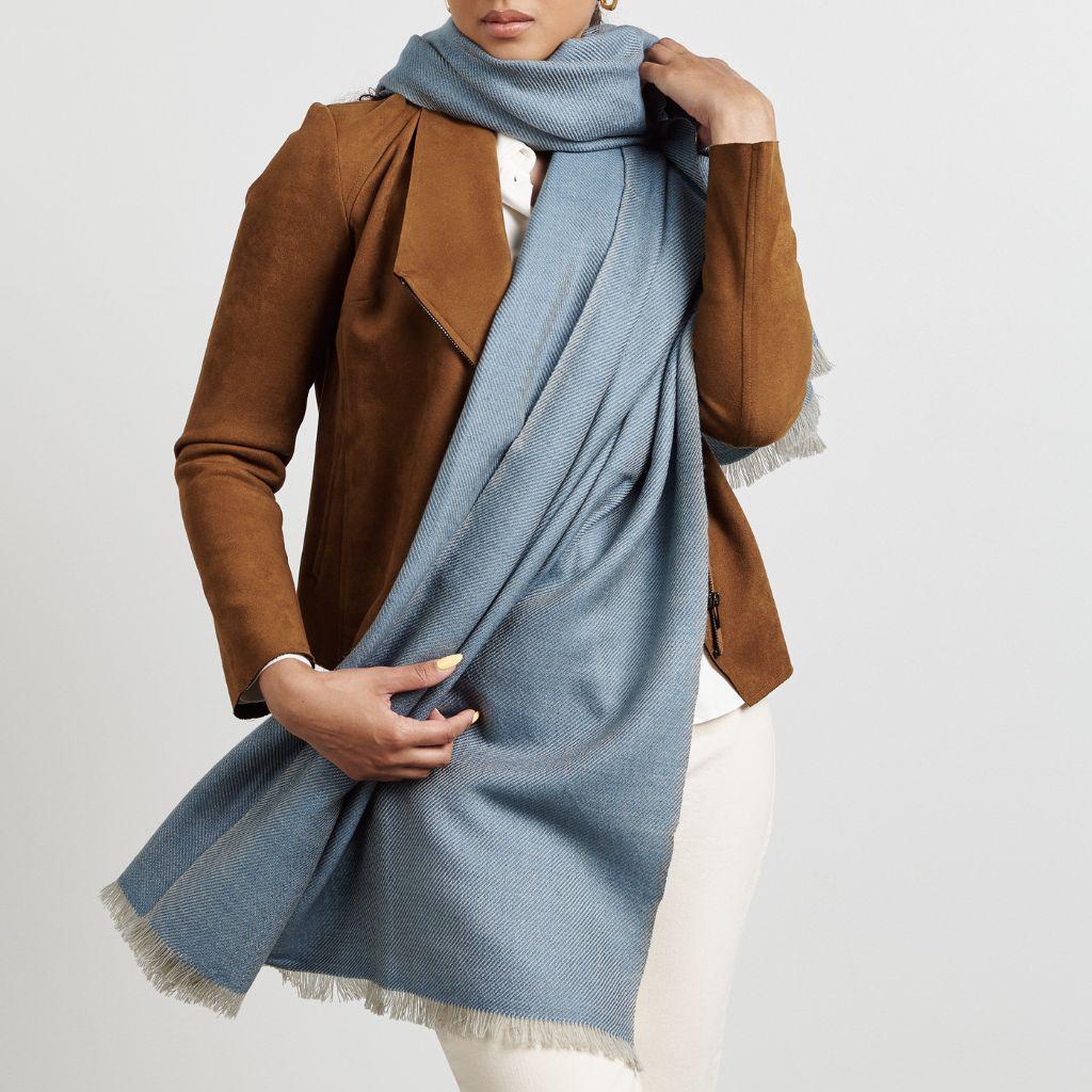 Classic Modern Blue Hues Moonlight Pure Soft Merino Twill Weave ...