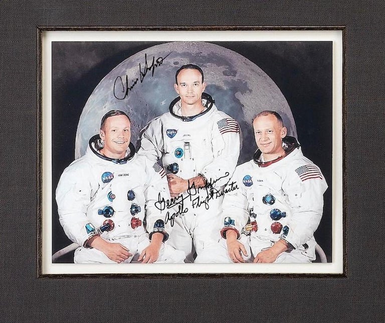 "Moonwalkers" Signatures of all 12 Men that Walked on the Moon, 1969 ...